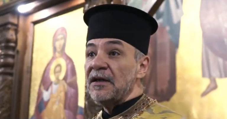“Tú eres el postre”: presuntos chats apuntan a exsacerdote ortodoxo ...